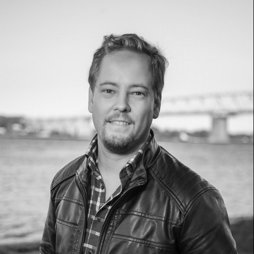 Chris Opstrup - Professional software engineer